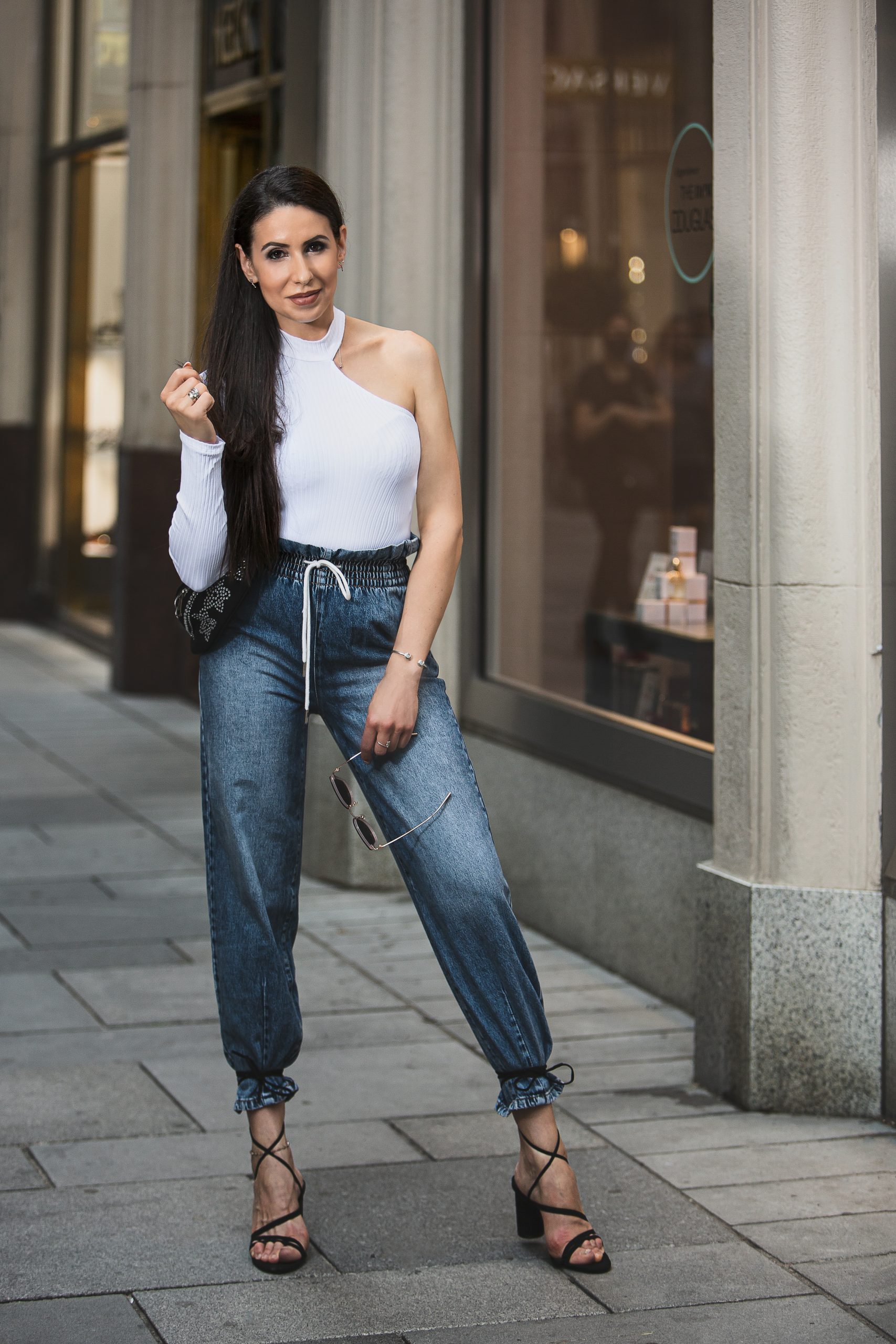 One sleeve shirt - yes or no? - FASHIONWAY by Diana Filipova